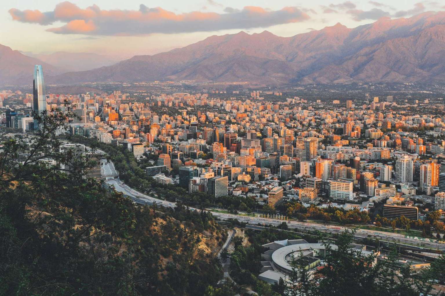 Guía para realizar inversiones directas extranjeras en Chile; Asesoría ...